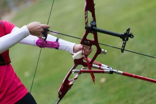 How To Aim A Recurve Bow (Curated Expert Tips)