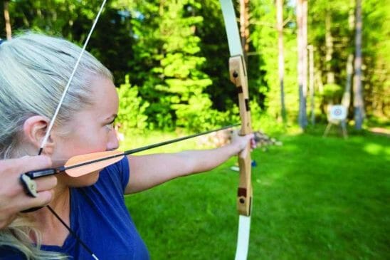 How To Aim A Recurve Bow (Curated Expert Tips)