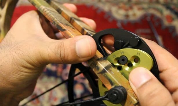 How To Adjust The Draw Length On A Compound Bow (Step-by-Step Guide)
