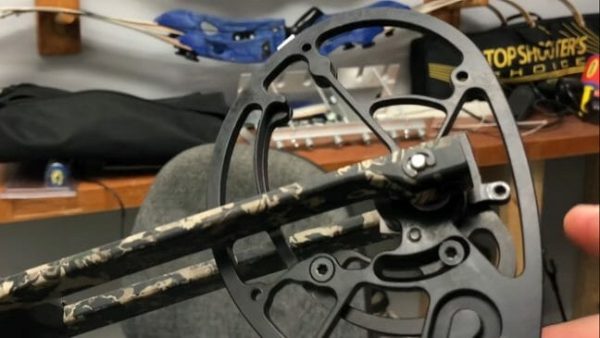How To Adjust The Draw Length On A Compound Bow (Step-by-Step Guide)